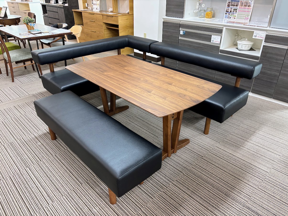 ILSE (イルゼ) ダイニングセット － 張地2色×木部2色の組み合わせ＋選べる8種類のファブリックカバー | LIFE STYLE ...